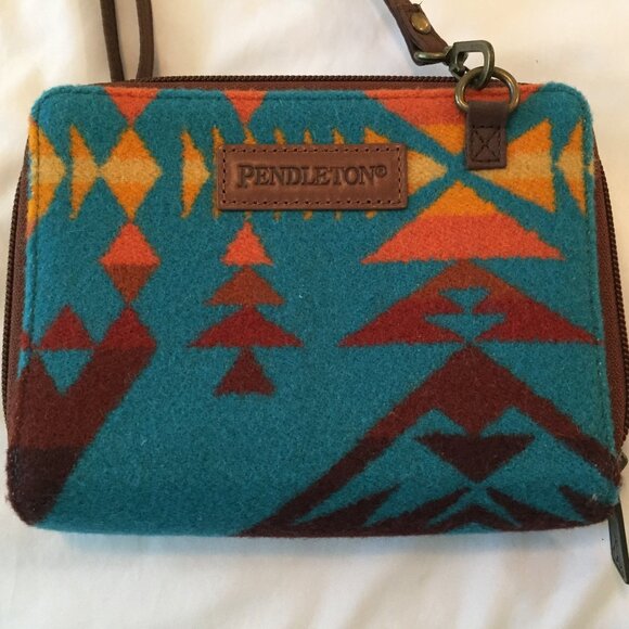 Pendleton | Bags | Pendleton Wool Blue Aztec Crossbody Zipper Shoulder Bag Hippie Boho Western ...
